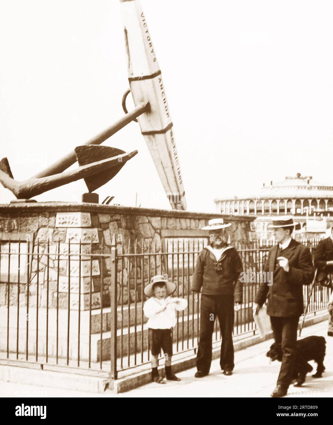 James Lodder (Jimmy Hooks) and HMS Victory anchor, Southsea, early ...