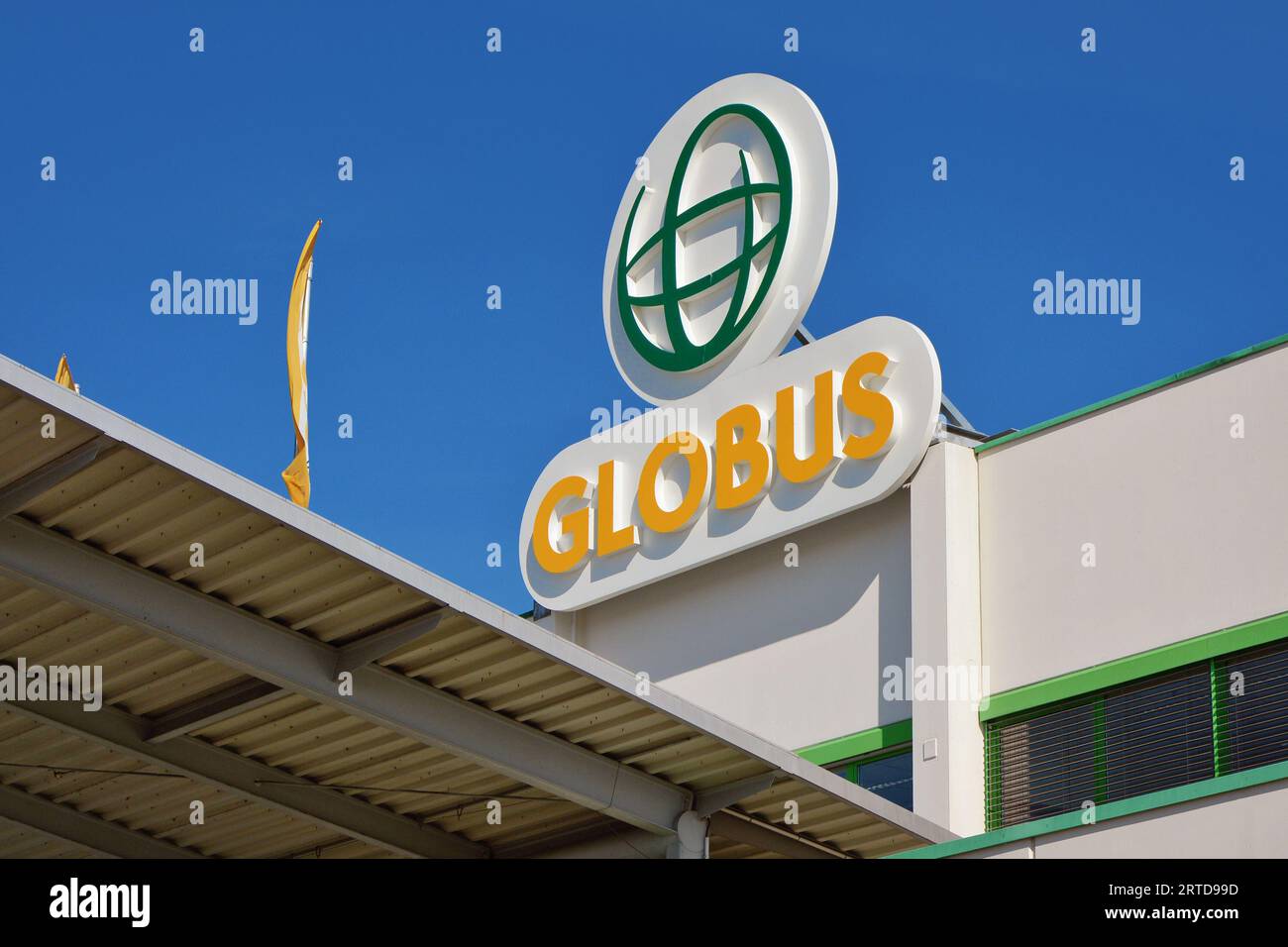 Globus logo hi-res stock photography and images - Alamy