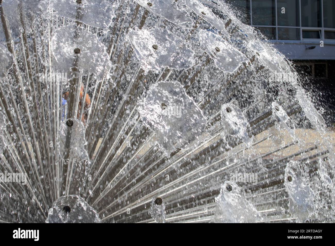 Budapest water spray hi-res stock photography and images - Alamy