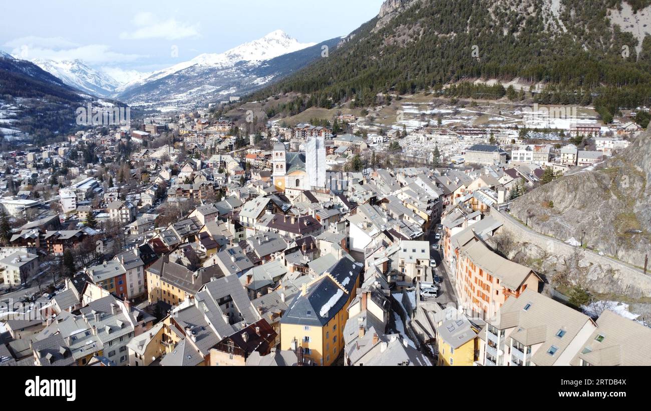 Aerial shot center world hi-res stock photography and images - Alamy