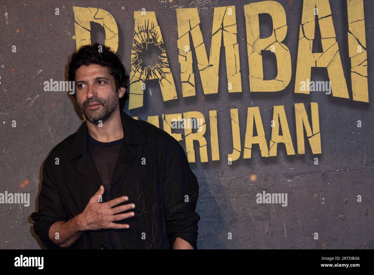 Farhan Akhtar Poses For Photographers Upon Arrival At The Premiere Of The Tv Series Bambai Meri