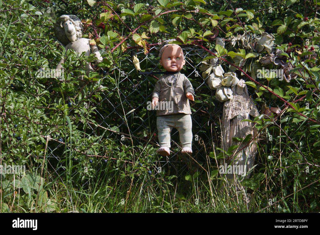 Scary statue hi-res stock photography and images - Alamy