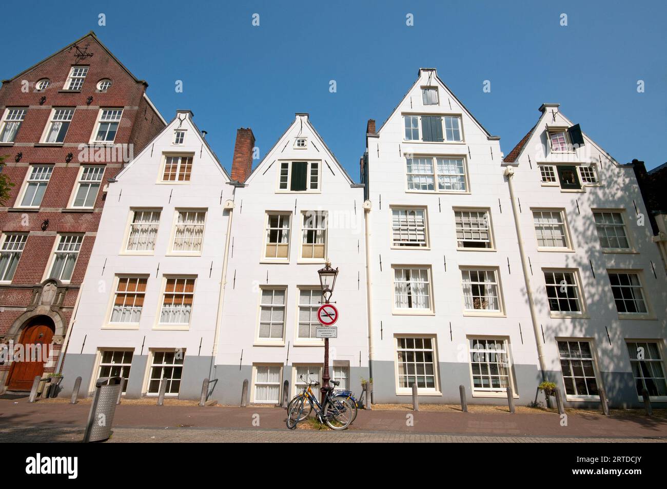 Traditional houses in Spui square, Amsterdam, Netherlands Stock Photo ...