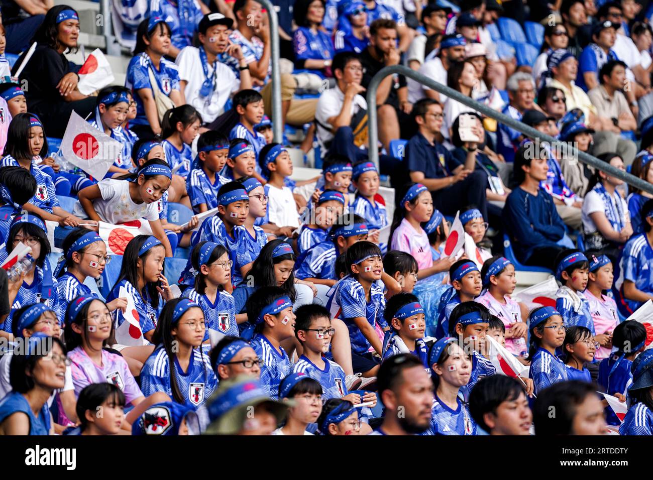 Japanese football soccer fans supporters stadium japanese japan ...