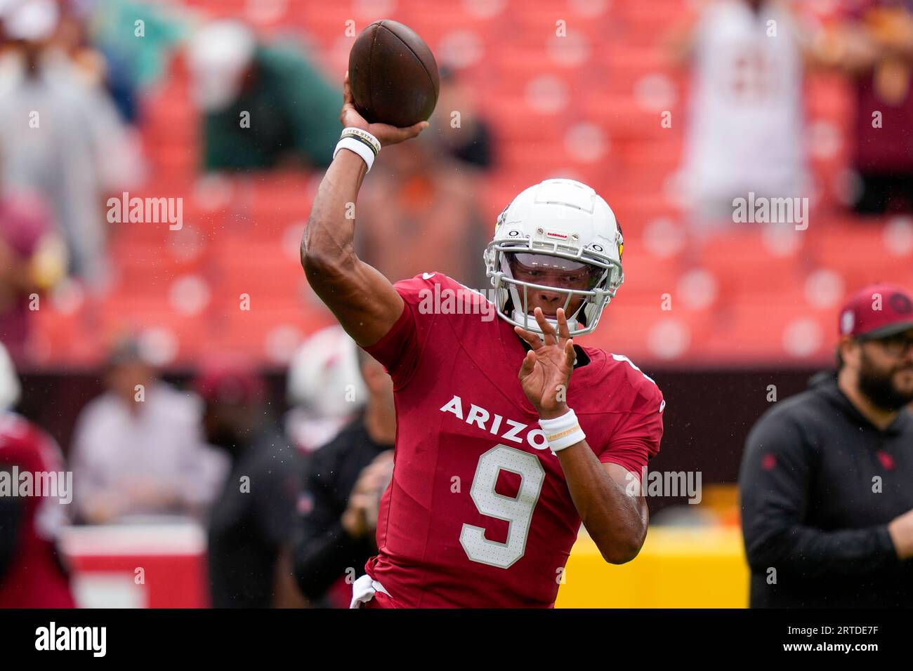 Arizona Cardinals quarterback Joshua Dobbs (9) throws before an NFL ...