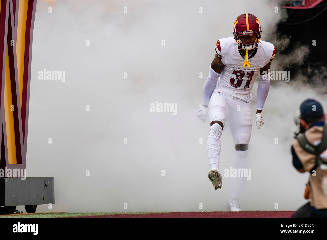 Washington Commanders safety Kamren Curl (31) is introduced before an ...