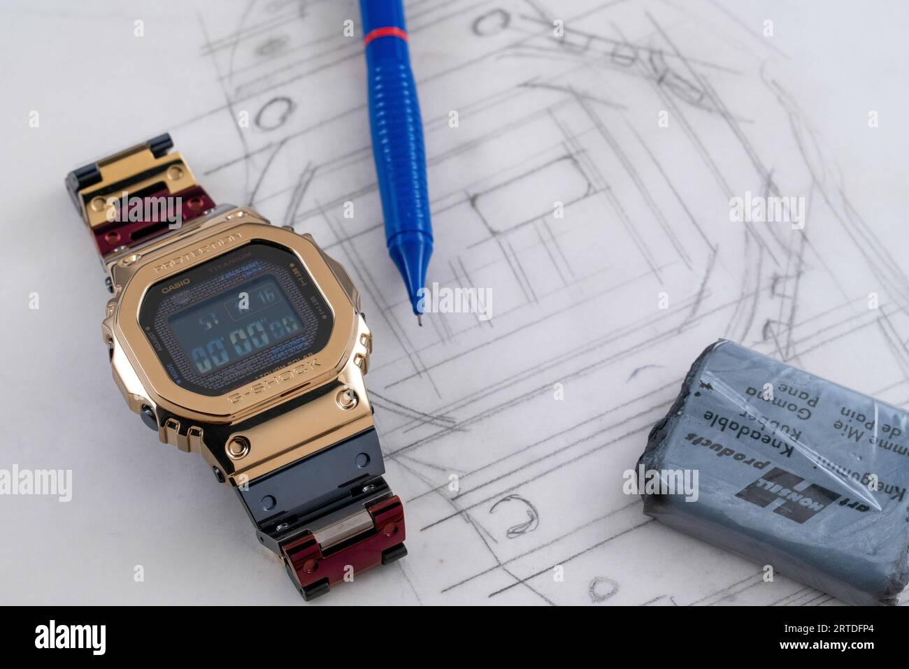 Casio G-Shock GMW-B5000TR-9ER Stock Photo - Alamy