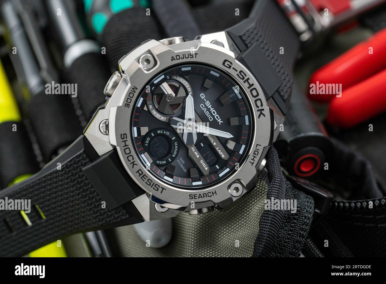 Casio G-Shock GST-B400-1ADR Stock Photo - Alamy