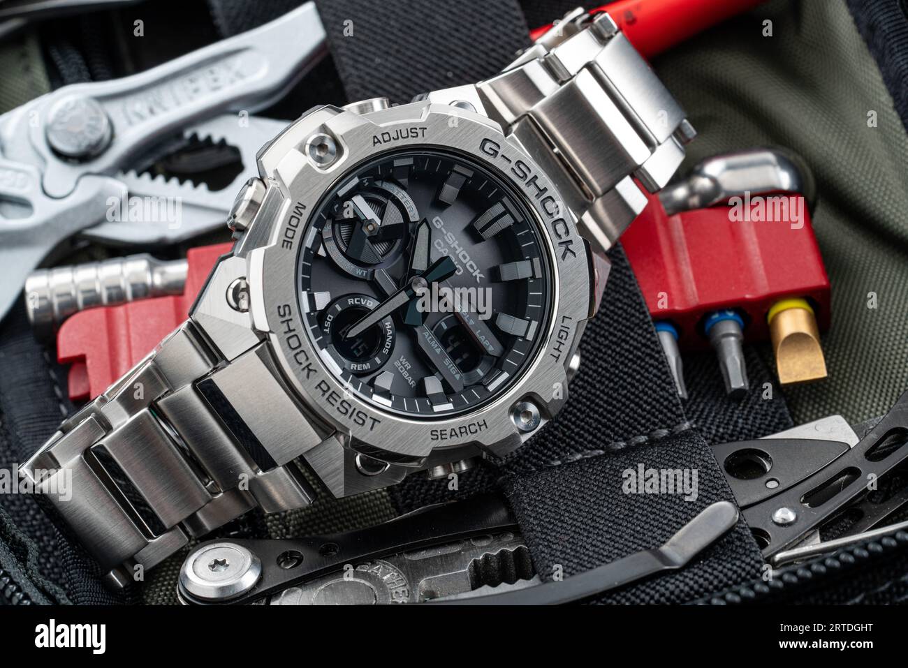 Casio G-Shock GST-B100D-1ADR Stock Photo - Alamy