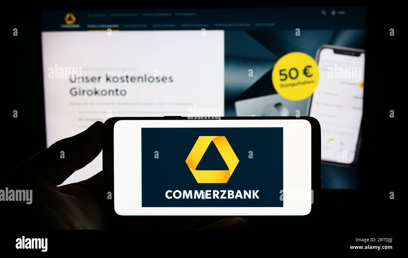 Commerzbank logo hi-res stock photography and images - Alamy