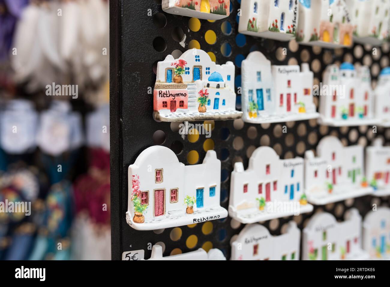 Souvenir magnets from Rethymno, Crete Stock Photo - Alamy