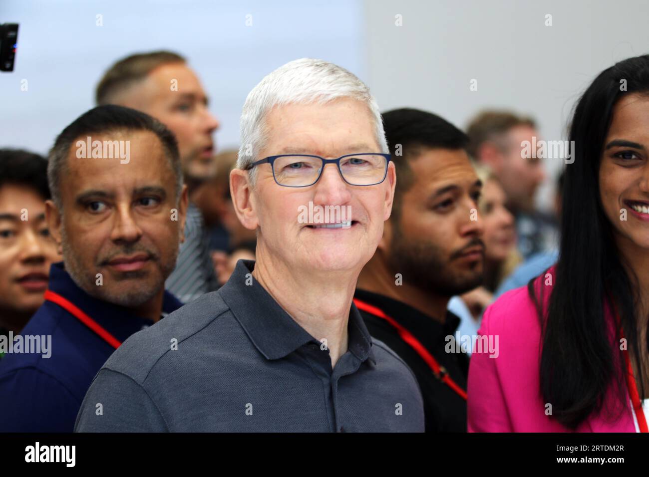 Iphone 15 tim cook hi-res stock photography and images - Alamy