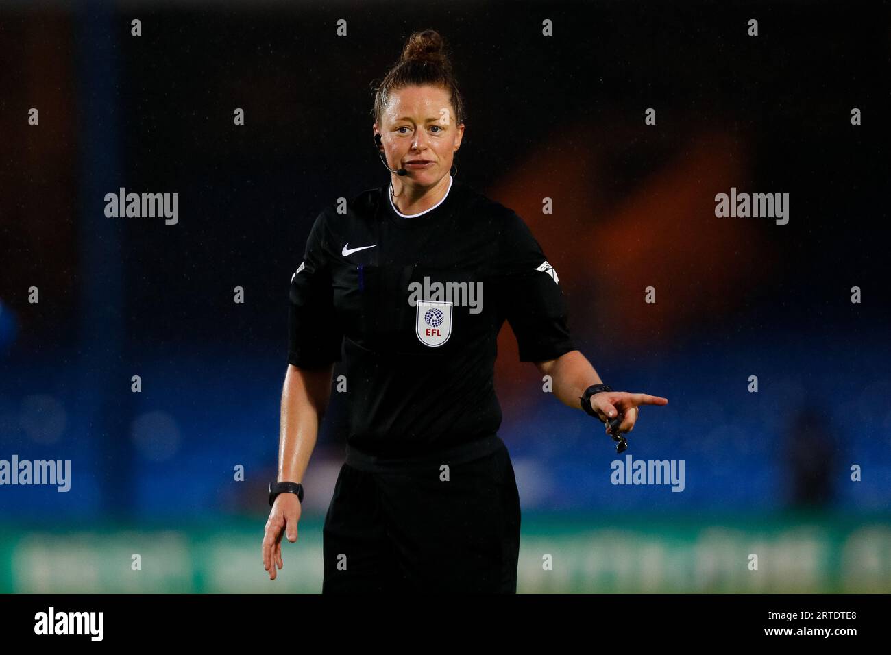 Efl trophy football hi-res stock photography and images - Alamy