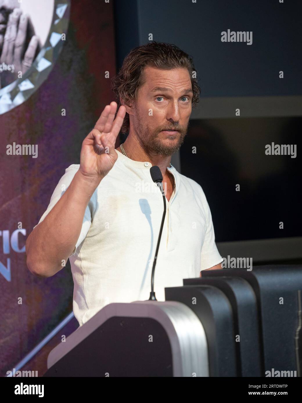Actor Matthew McConaughey poses at the Empire State Building on Tuesday ...