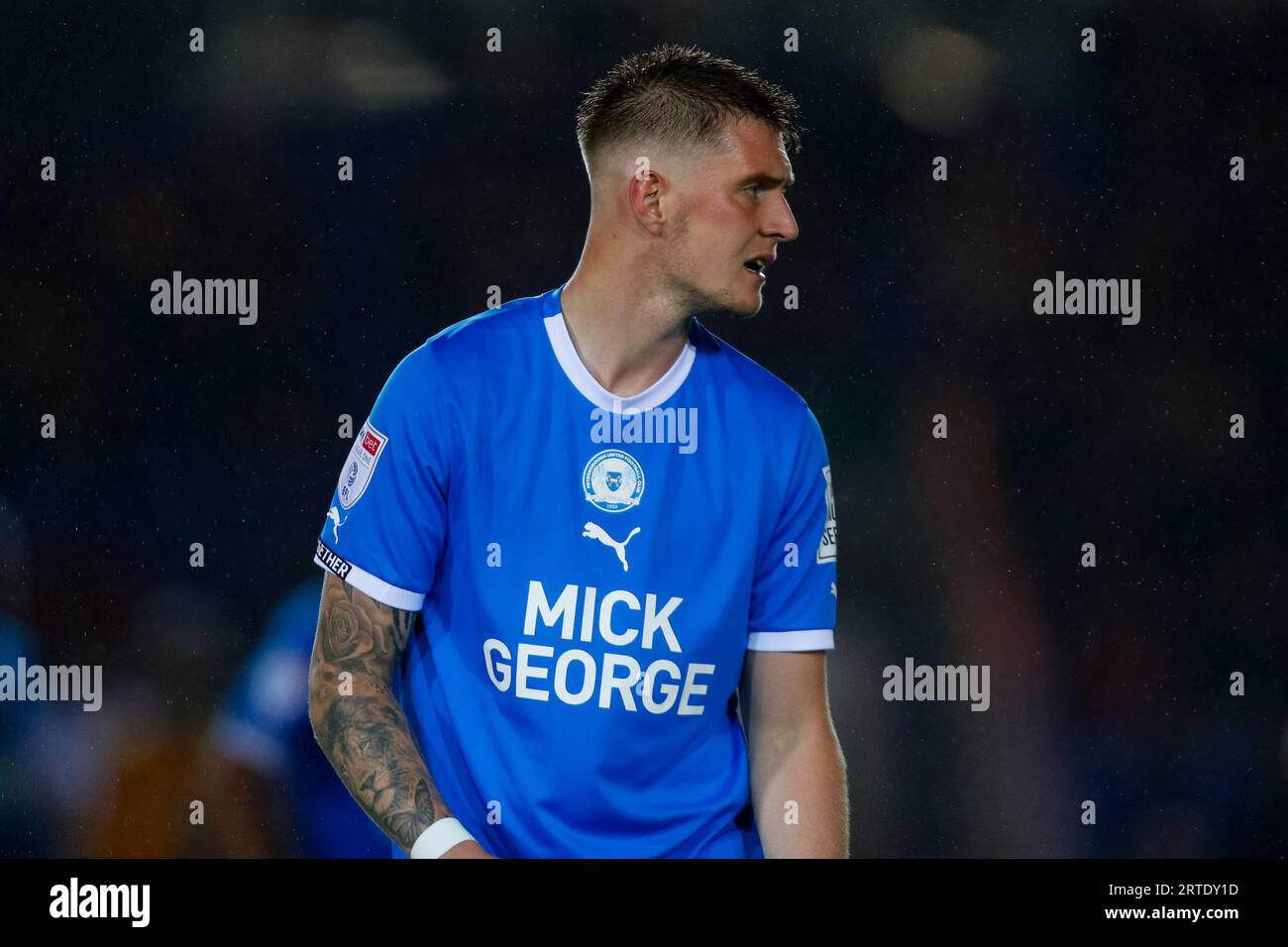Britain football soccer peterborough united hi-res stock photography ...