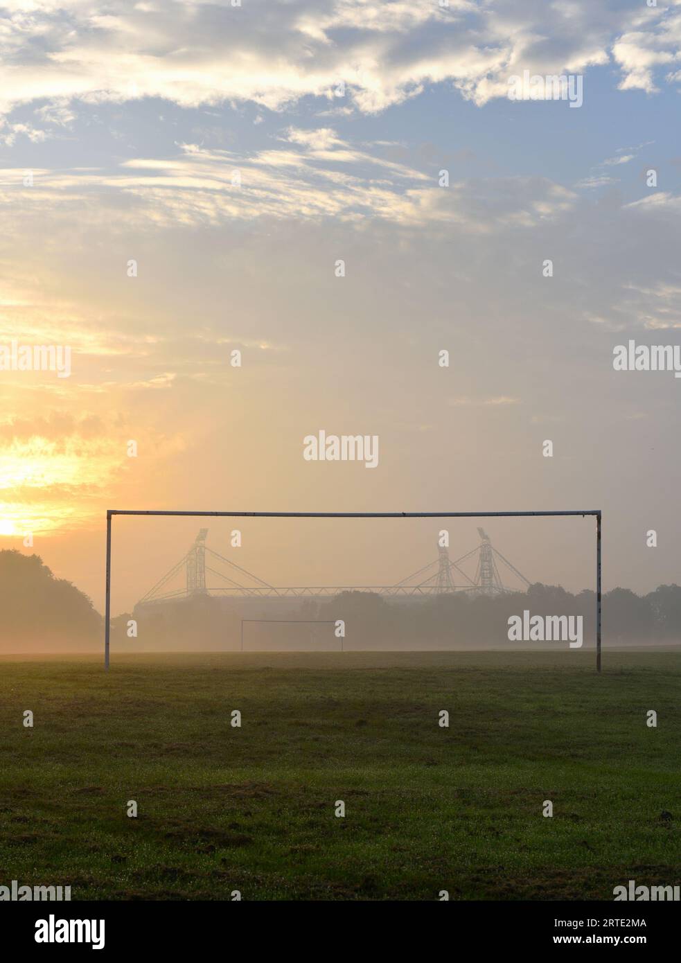 Football soccer pne hi-res stock photography and images - Alamy