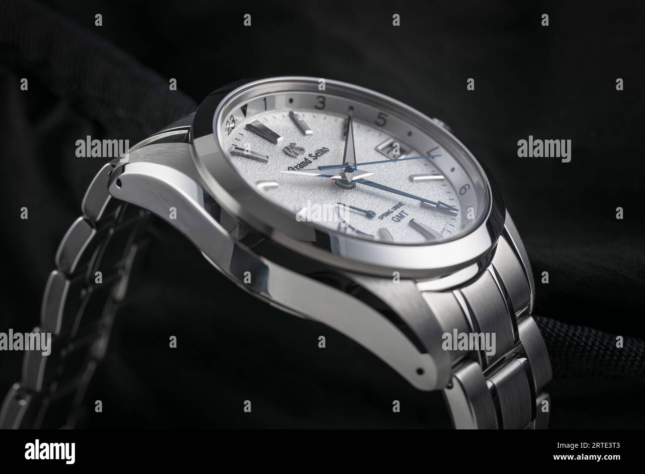 Inspiration for the dial comes from a blizzard in Shinshu, Japan, home ...