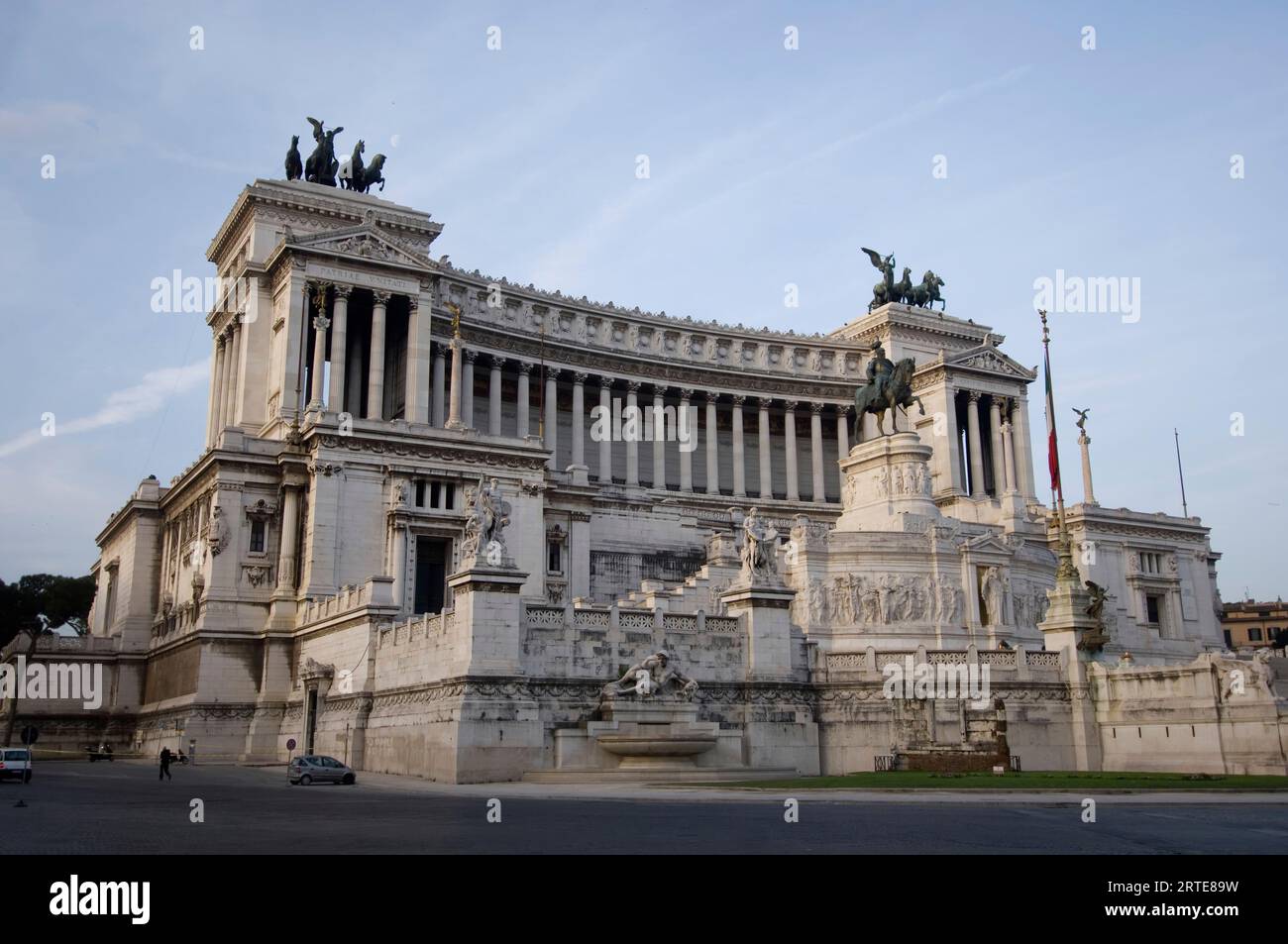 Corinthian columns of ancient Rome; Rome, Lazio, Italy Stock Photo - Alamy