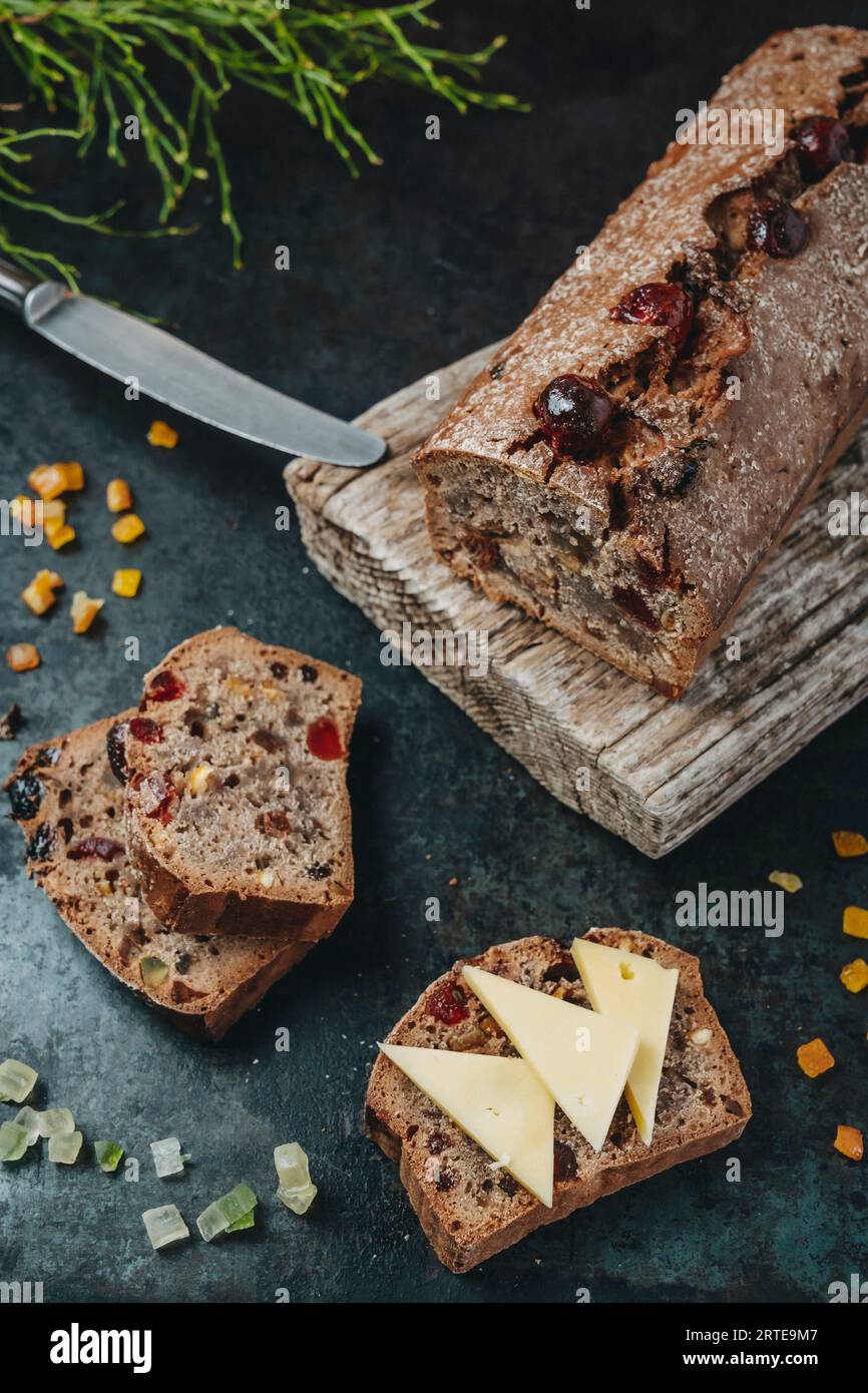 Jamaican spice bread for Easter Stock Photo - Alamy