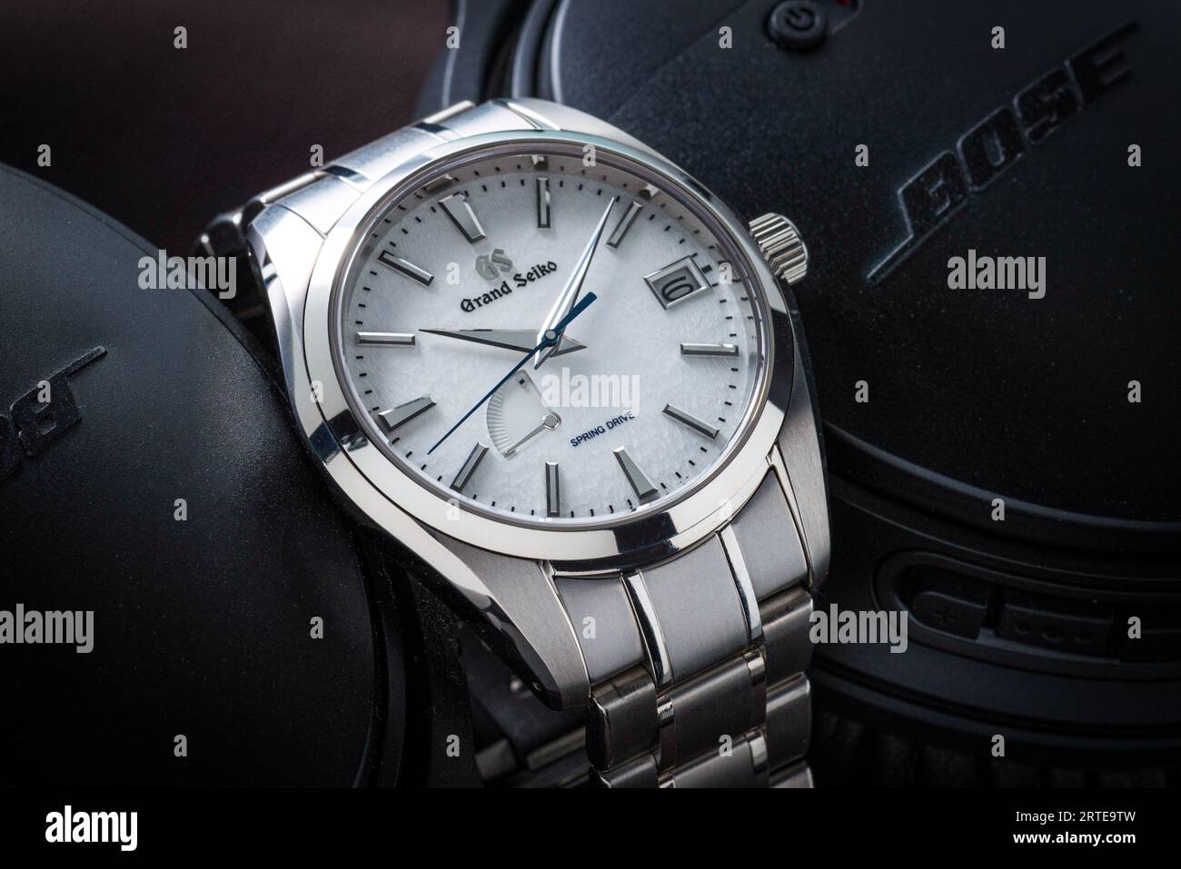 Grand Seiko Snowflake SBGA211 Stock Photo - Alamy
