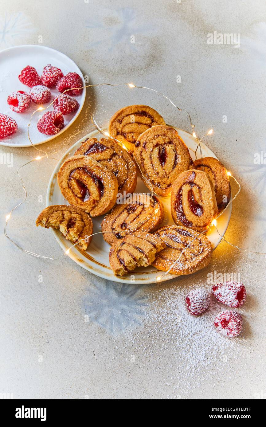 Snail and raspberry hi-res stock photography and images - Alamy