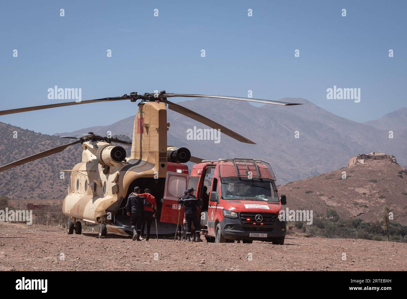 February 5, 2024, Talat N'Yaaqoub, Morocco: Officers assist the injured ...
