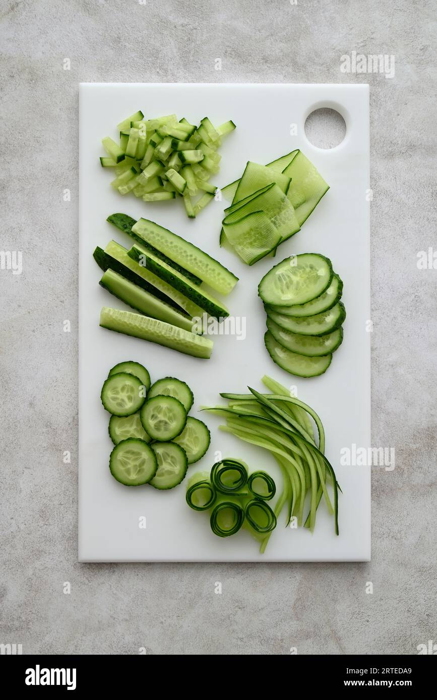 Options for slicing cucumbers Stock Photo - Alamy
