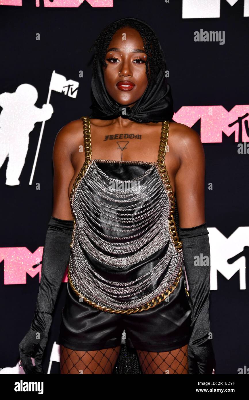 Aryee The Gem arrives at the MTV Video Music Awards on Tuesday, Sept. 12, 2023, at the ...