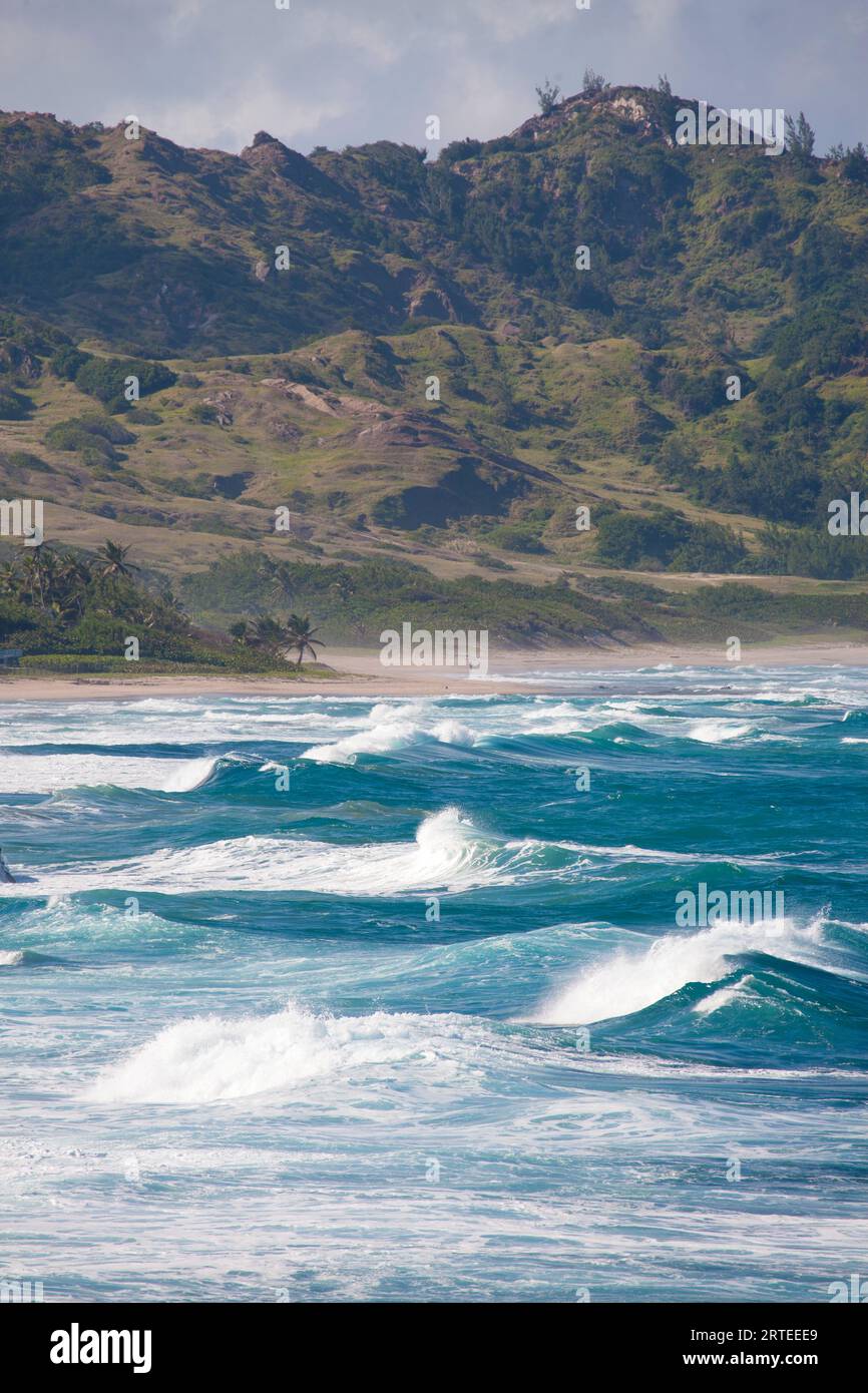 Clouds surf waves tropical hi-res stock photography and images - Alamy