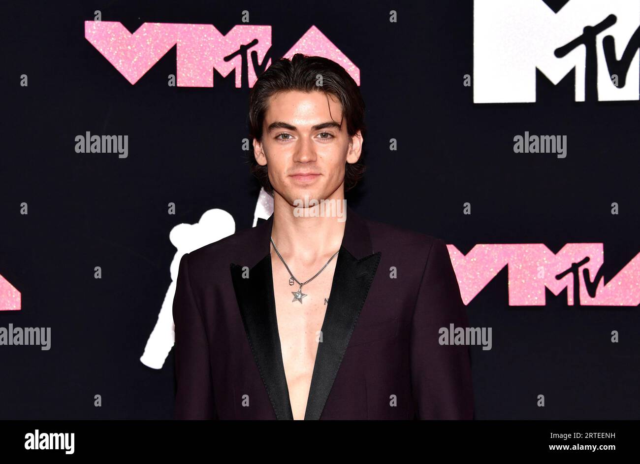 Zack Lugo arrives at the MTV Video Music Awards on Tuesday, Sept. 12 ...