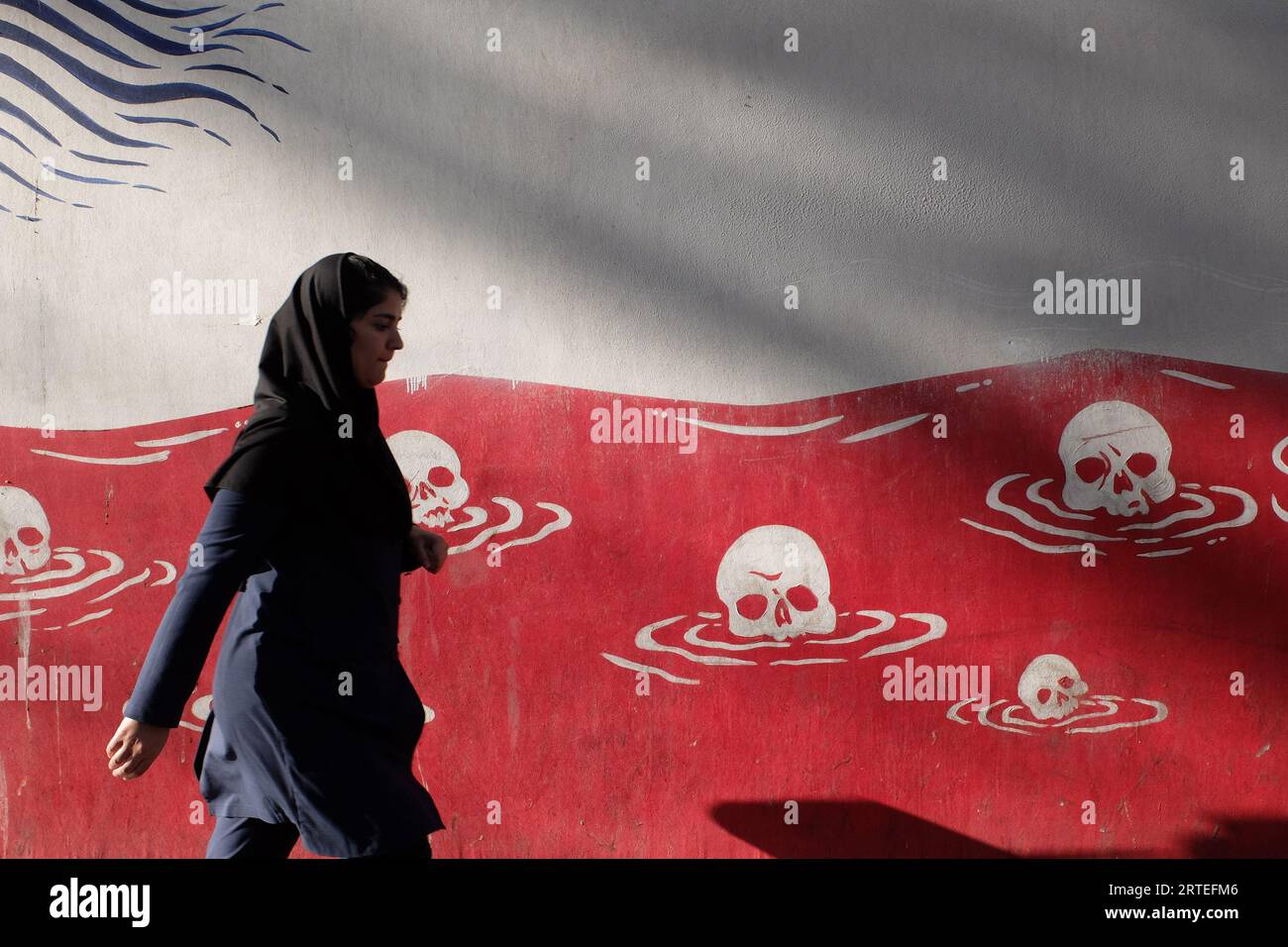 Mahsa amini mural hi-res stock photography and images - Alamy