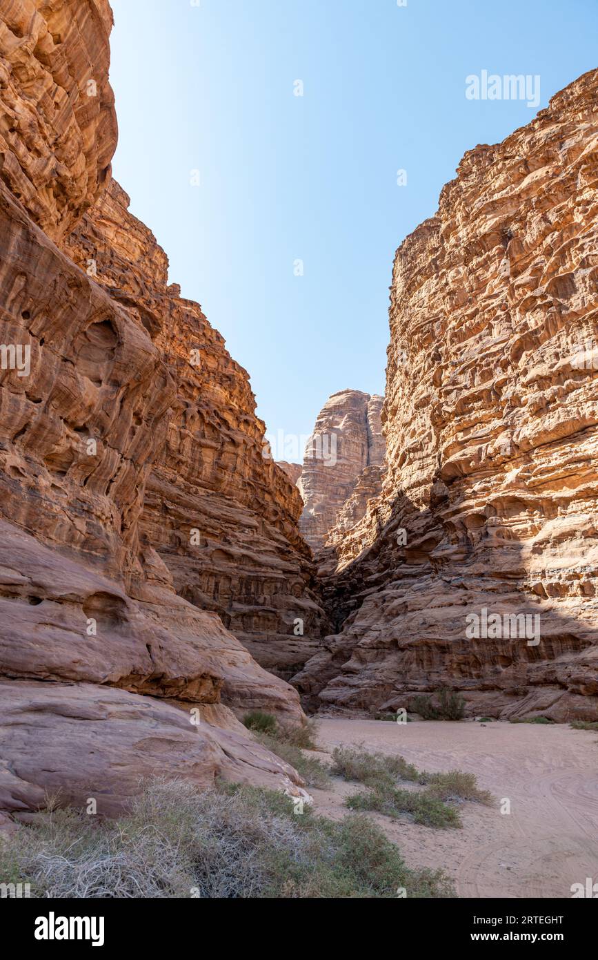 Rocky canyon in Wadi Rum desert, Jordan Stock Photo - Alamy