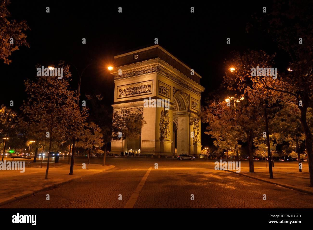 Arc De Triomphe At Night Arc De Triomphe, France