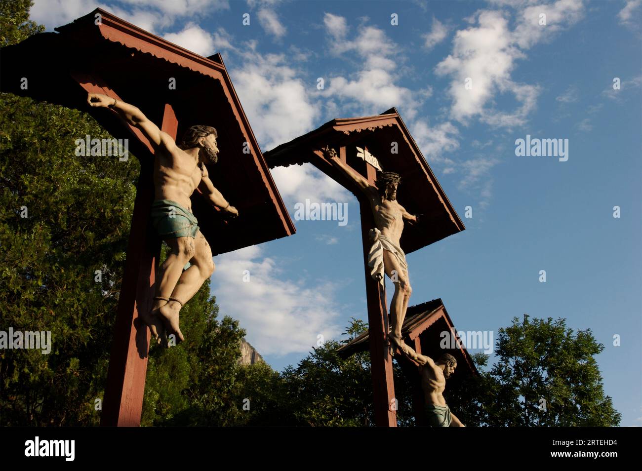 Crucifixion of jesus christ two thieves hi-res stock photography and images - Alamy