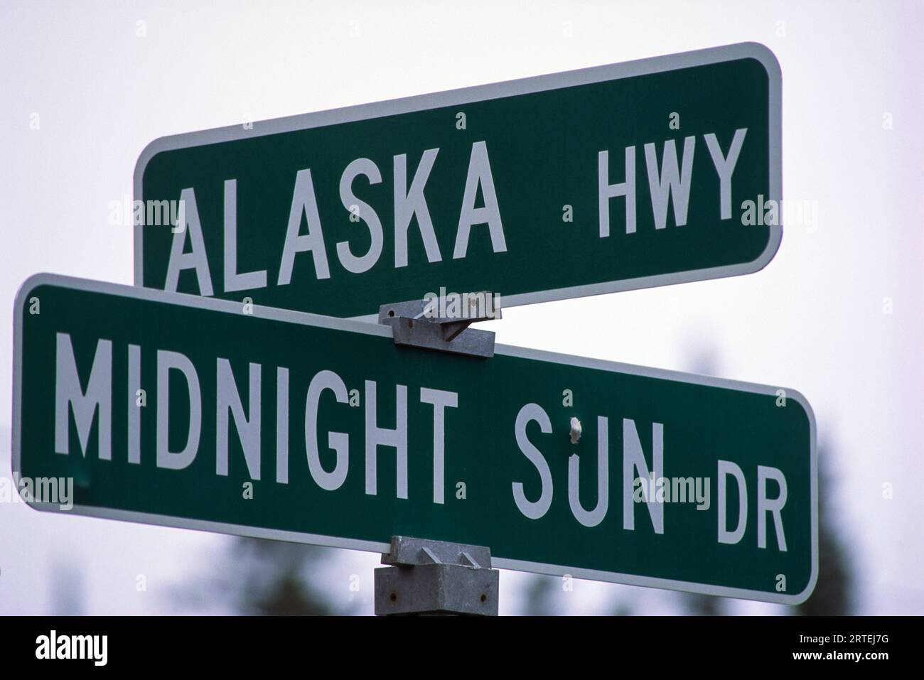 Midnight sun drive hi-res stock photography and images - Alamy
