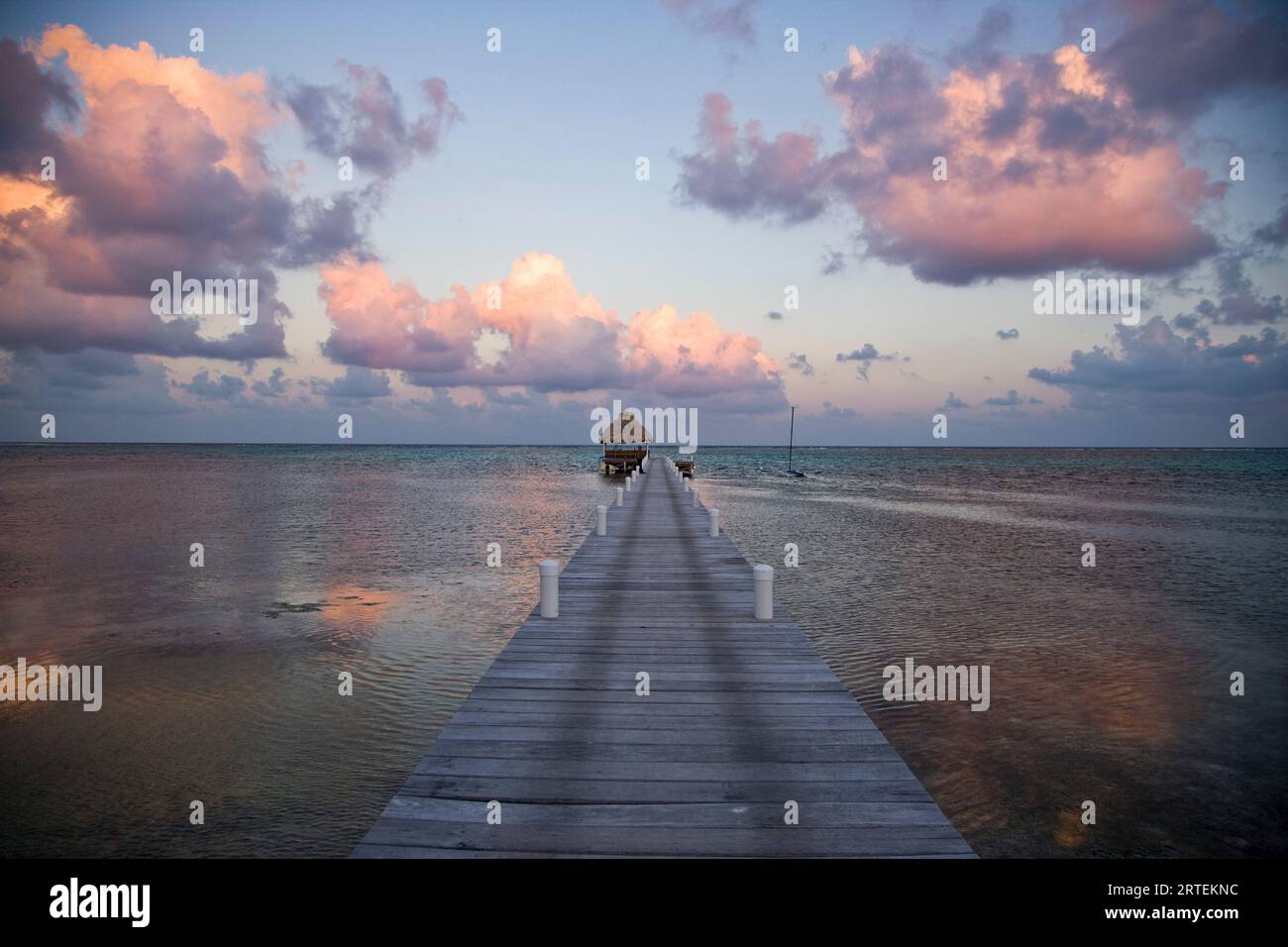 Cay resort hi-res stock photography and images - Alamy