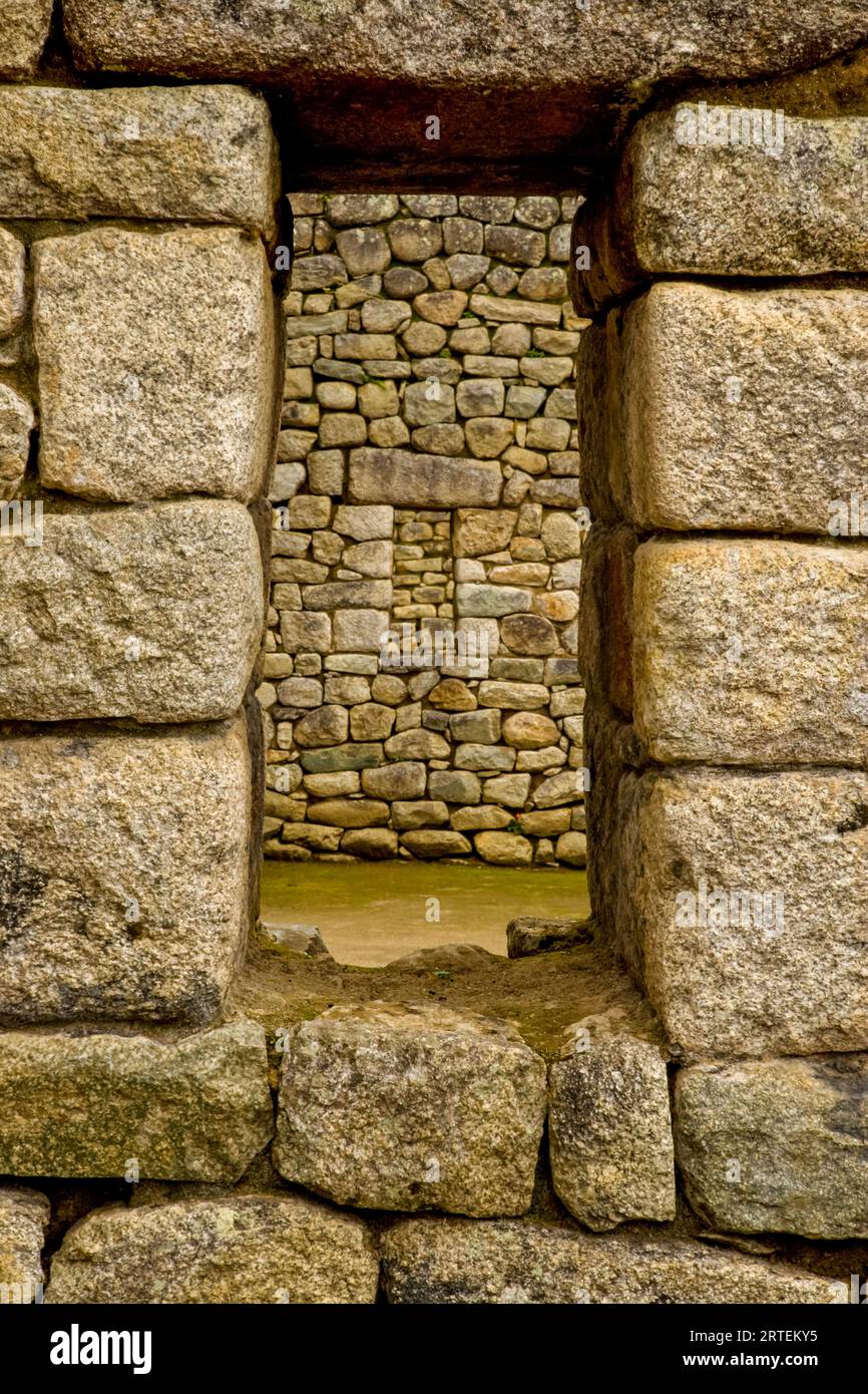 Walls and windows on Machu Picchu; Machu Picchu, Peru Stock Photo - Alamy