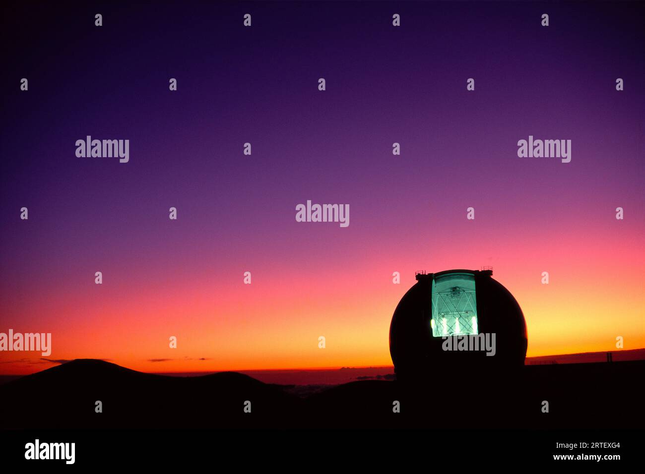 Hawaii, Big Island, Mauna Kea, Keck Observatory Open Dome, Twilight ...