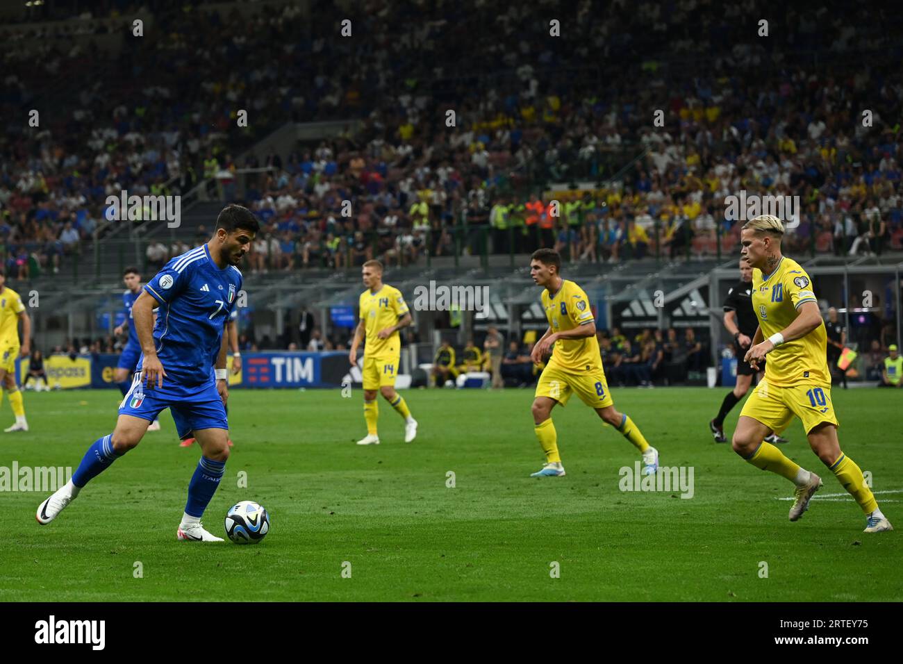 Mykhailo mudryk 2023 hi-res stock photography and images - Alamy