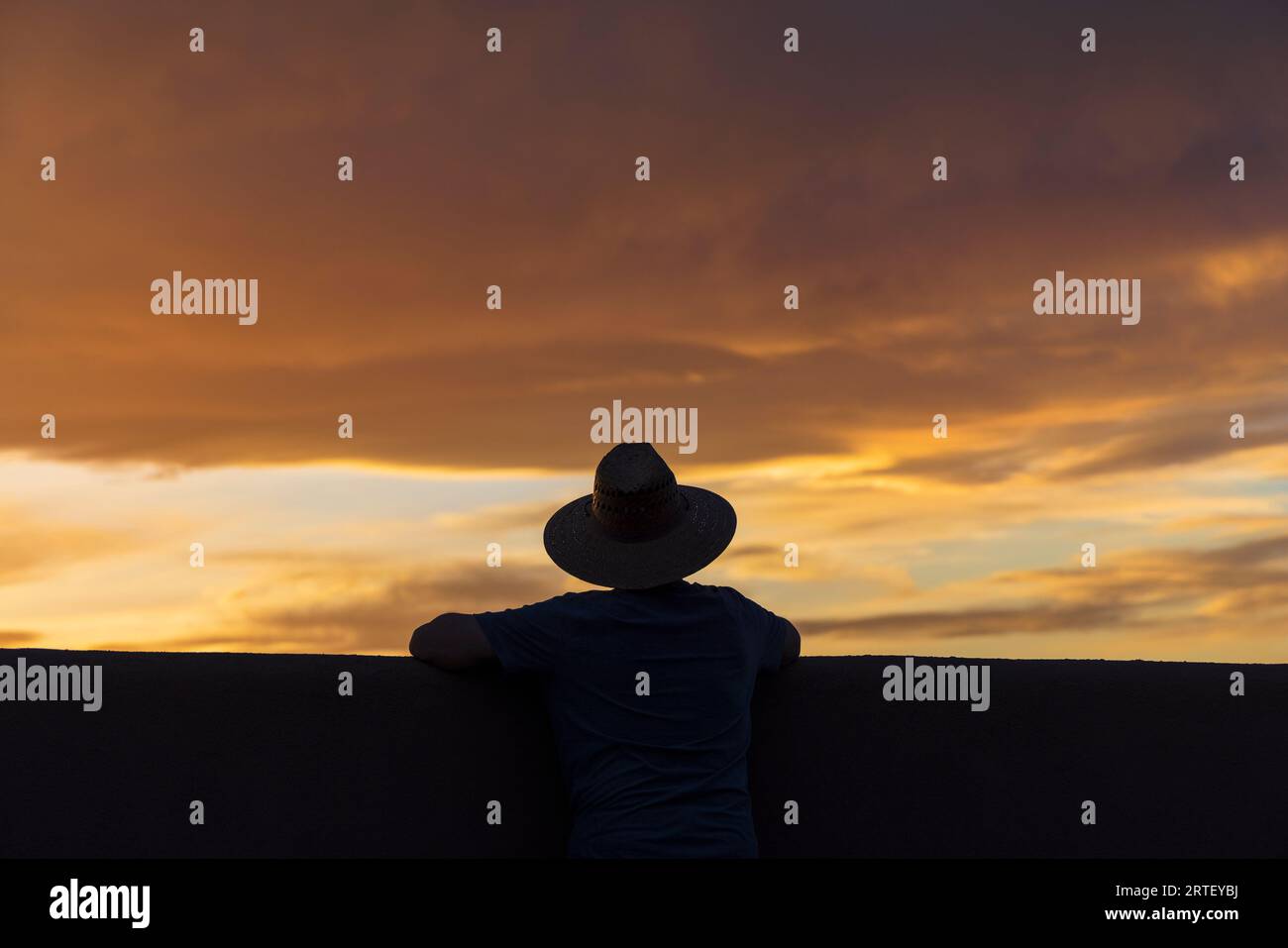 One amn only hi-res stock photography and images - Alamy