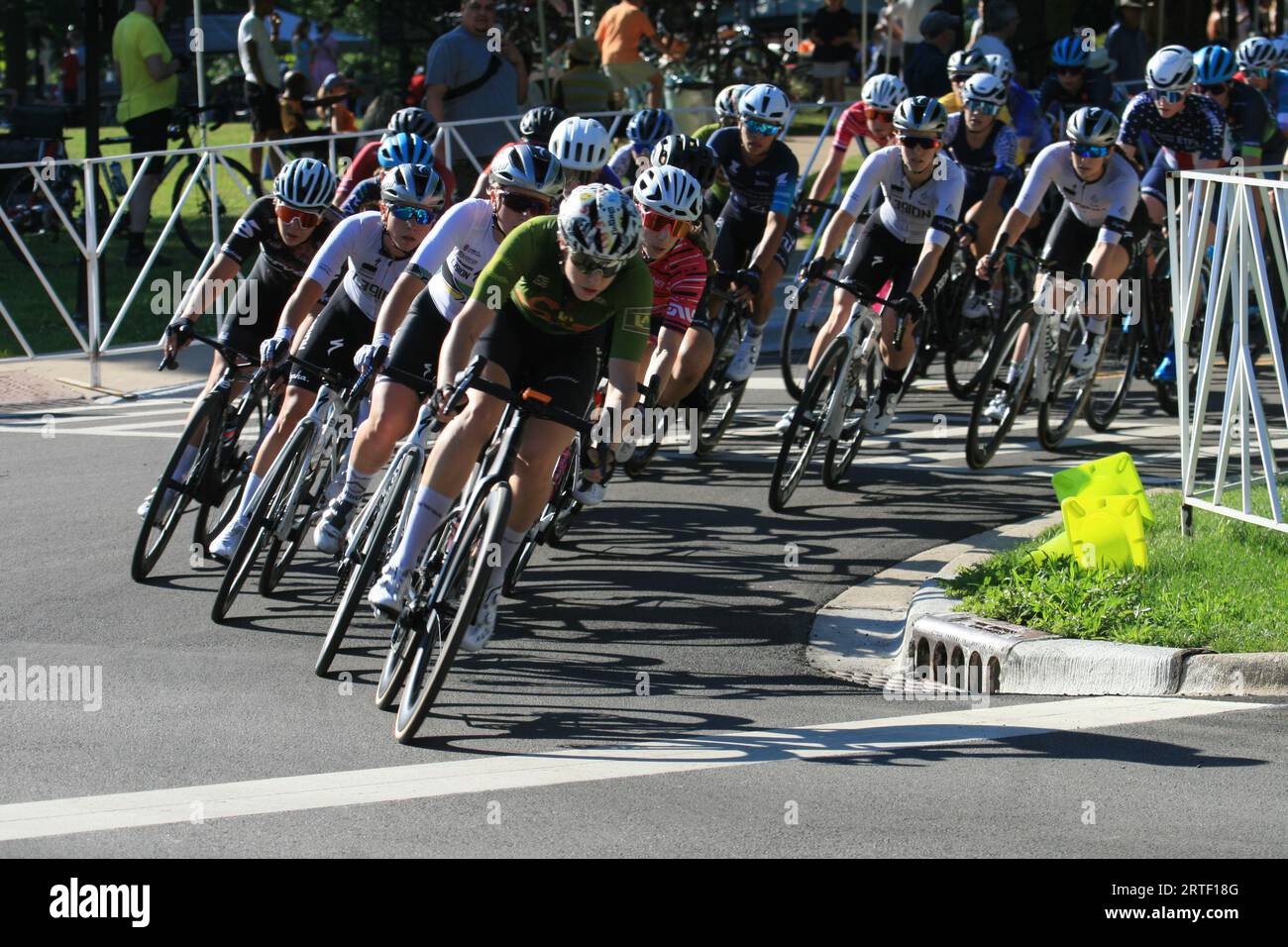 Women's Cycling at Lake Bluff Criterium during the Intelligentsia Cup ...