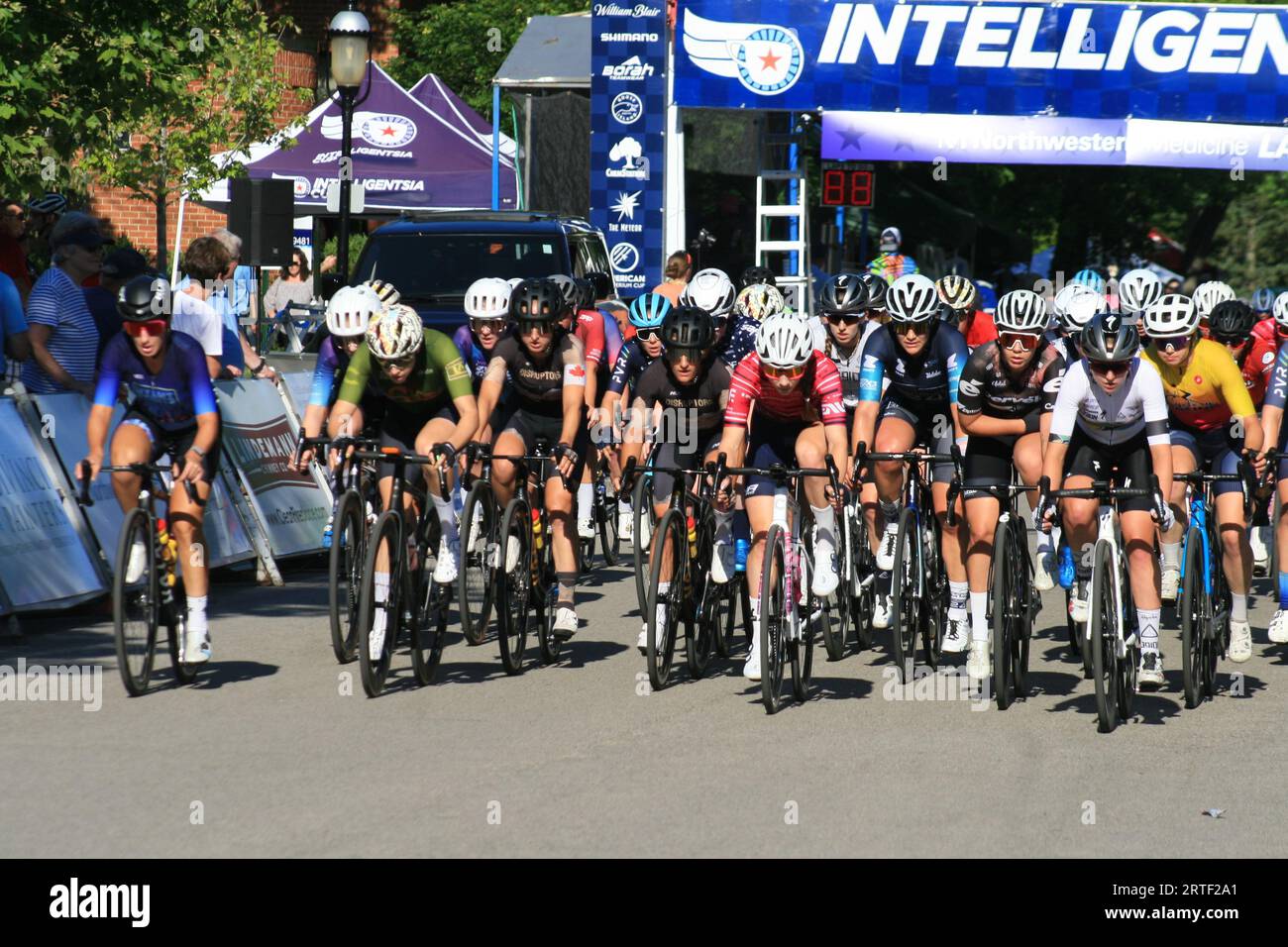 Women's Cycling at Lake Bluff Criterium during the Intelligentsia Cup ...