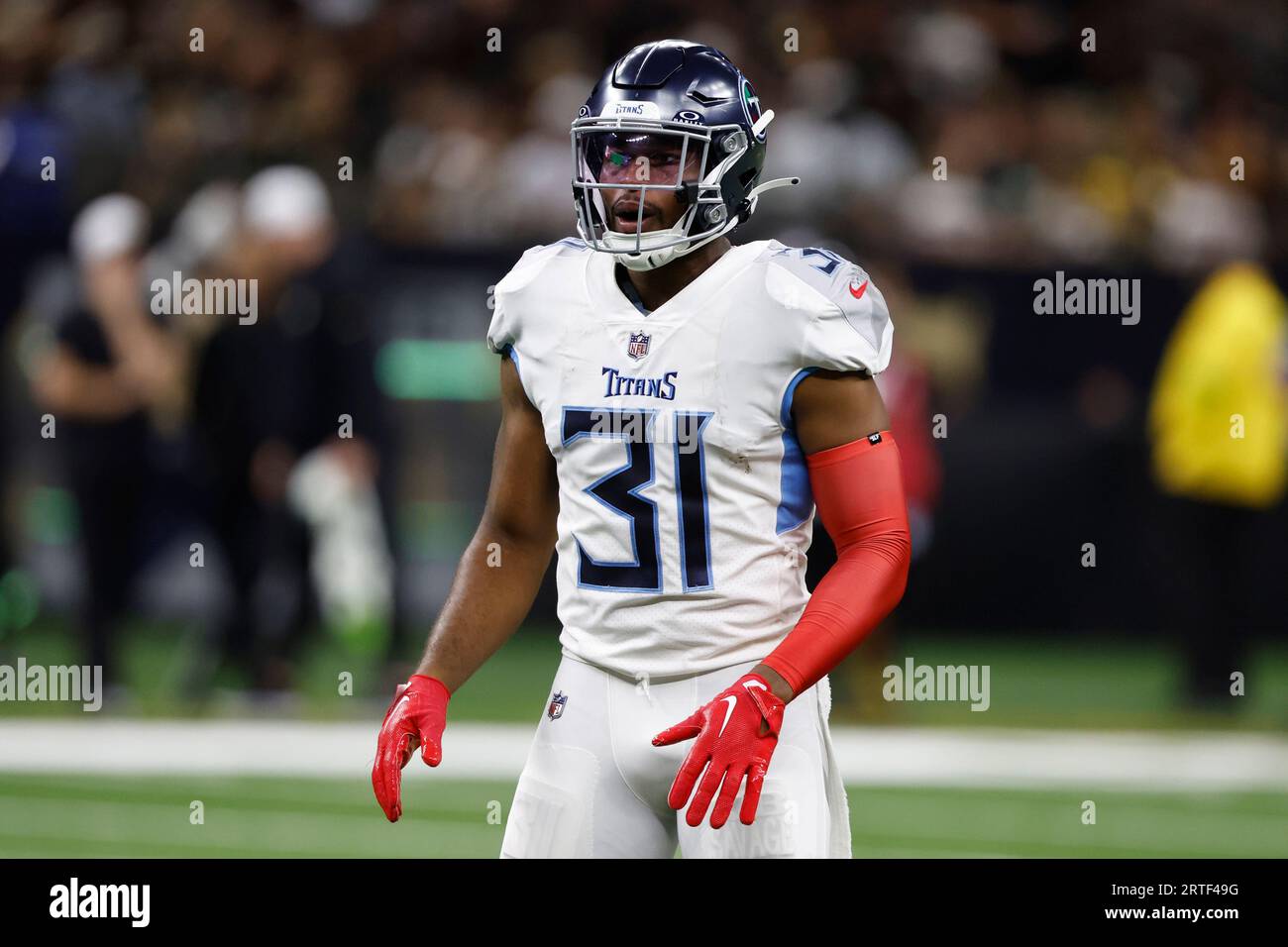 Tennessee Titans safety Kevin Byard lines up for a play during the ...