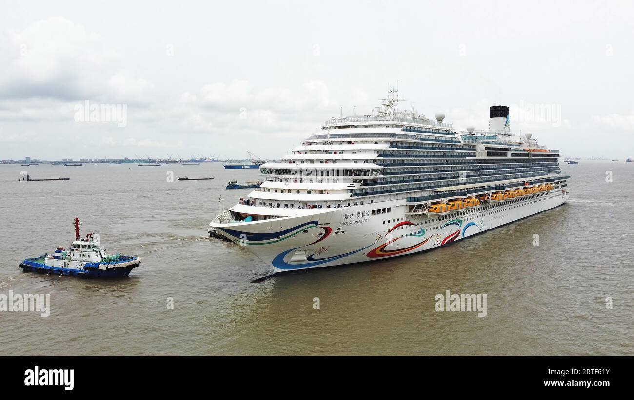 **CHINESE MAINLAND, HONG KONG, MACAU AND TAIWAN OUT** Aerial photo ...