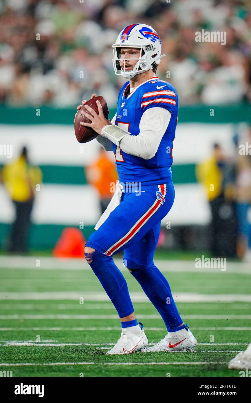 Buffalo Bills quarterback Josh Allen (17) looks to pass during an NFL ...