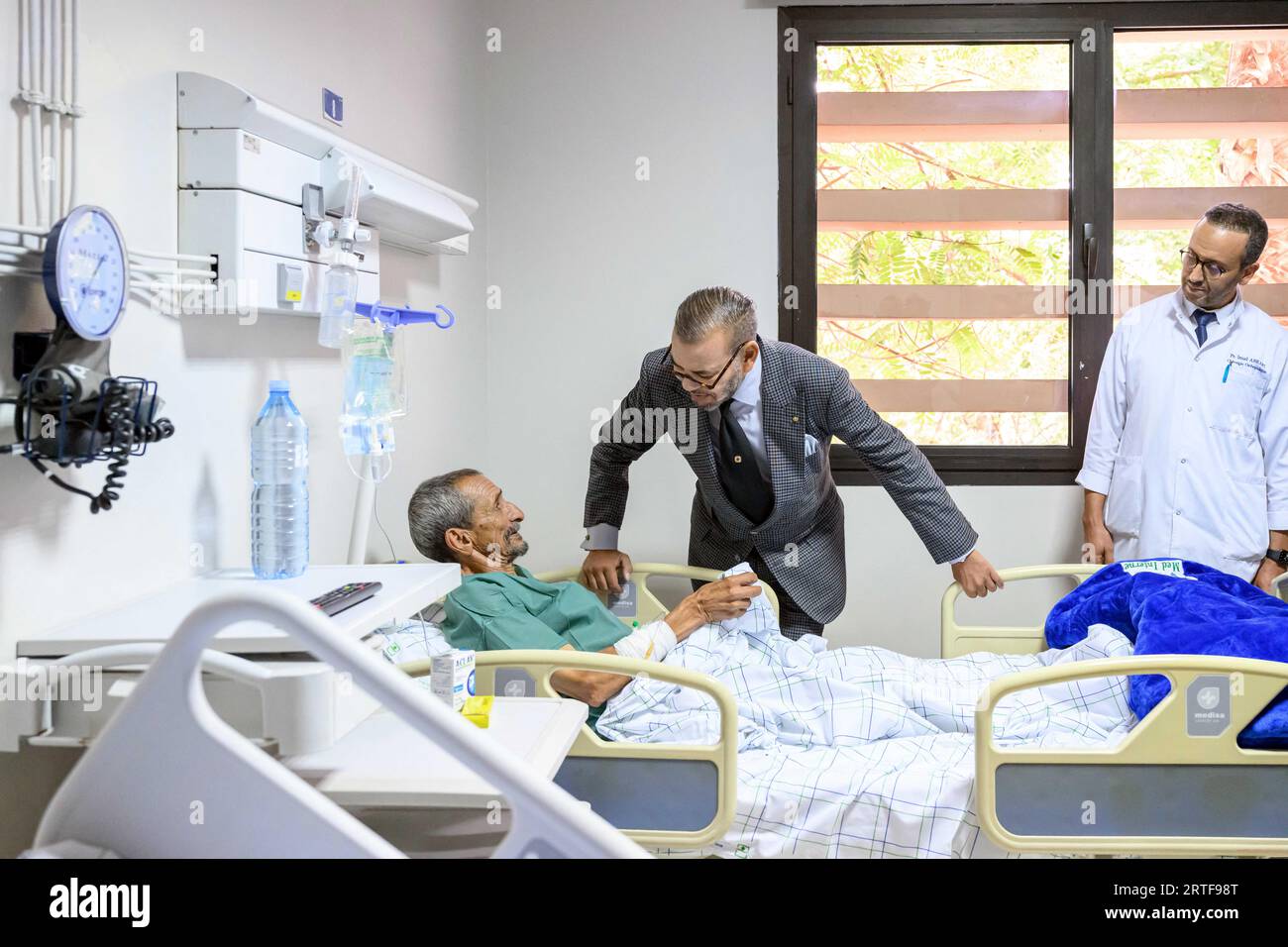 Marrakesh, Morocco. 12th Sep, 2023. Moroccan King Mohammed VI meets an ...