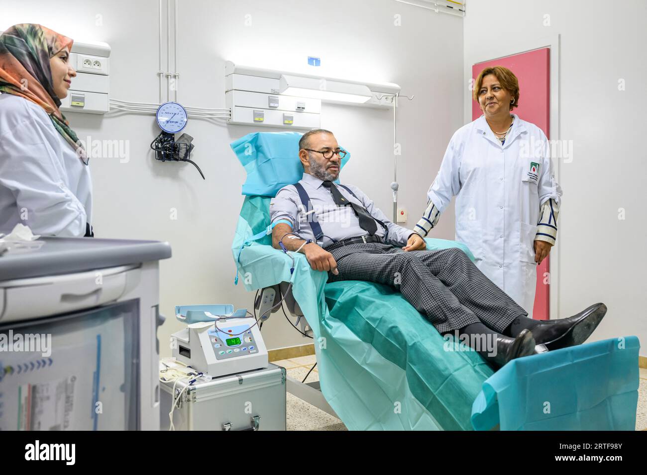 Marrakesh, Morocco. 12th Sep, 2023. Moroccan King Mohammed VI giving ...