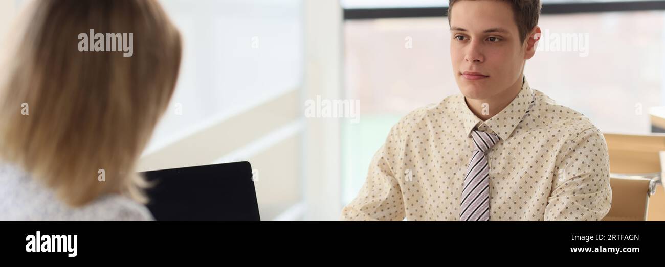 Interview desks hi-res stock photography and images - Alamy