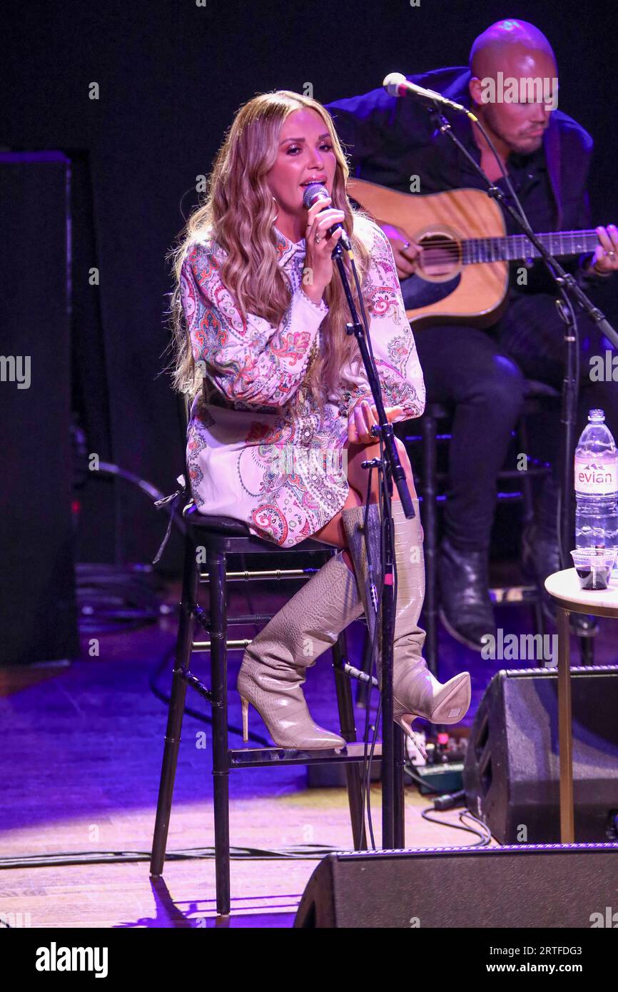 Singer Carly Pearce performs at the Country Music Hall of Fame and ...