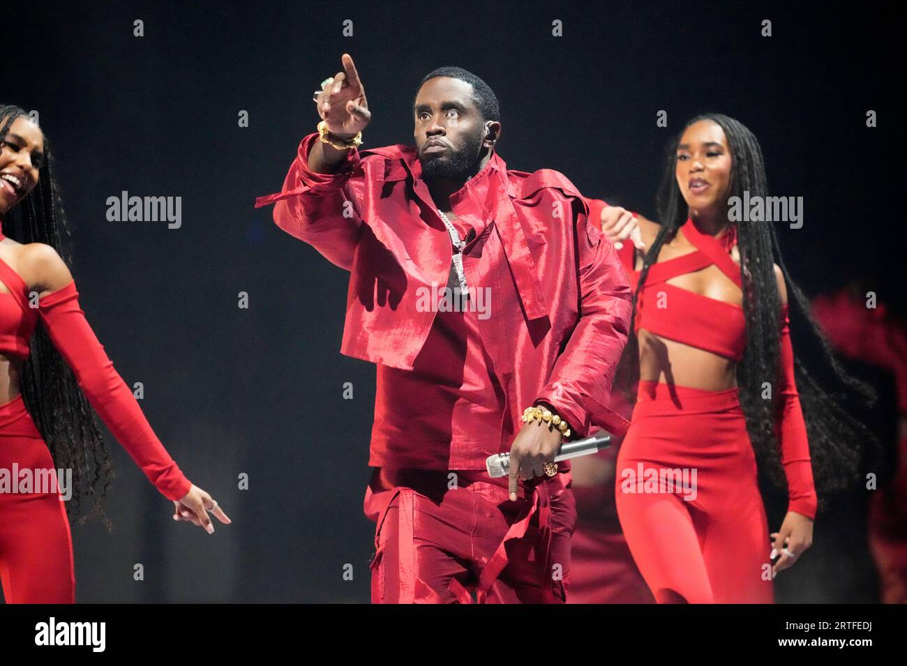 Sean "Diddy" Combs performs during the MTV Video Music Awards on ...